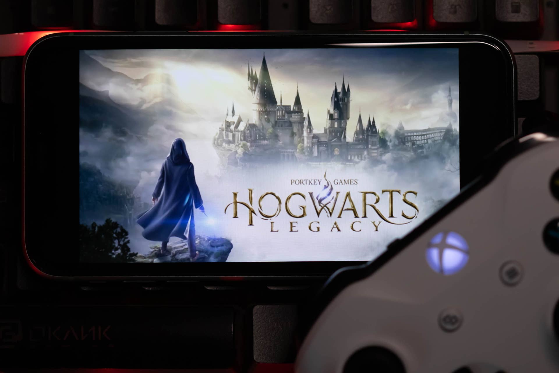 Man Jokes There's Only One Spell Needed to Play Hogwarts Legacy - HobbyLark