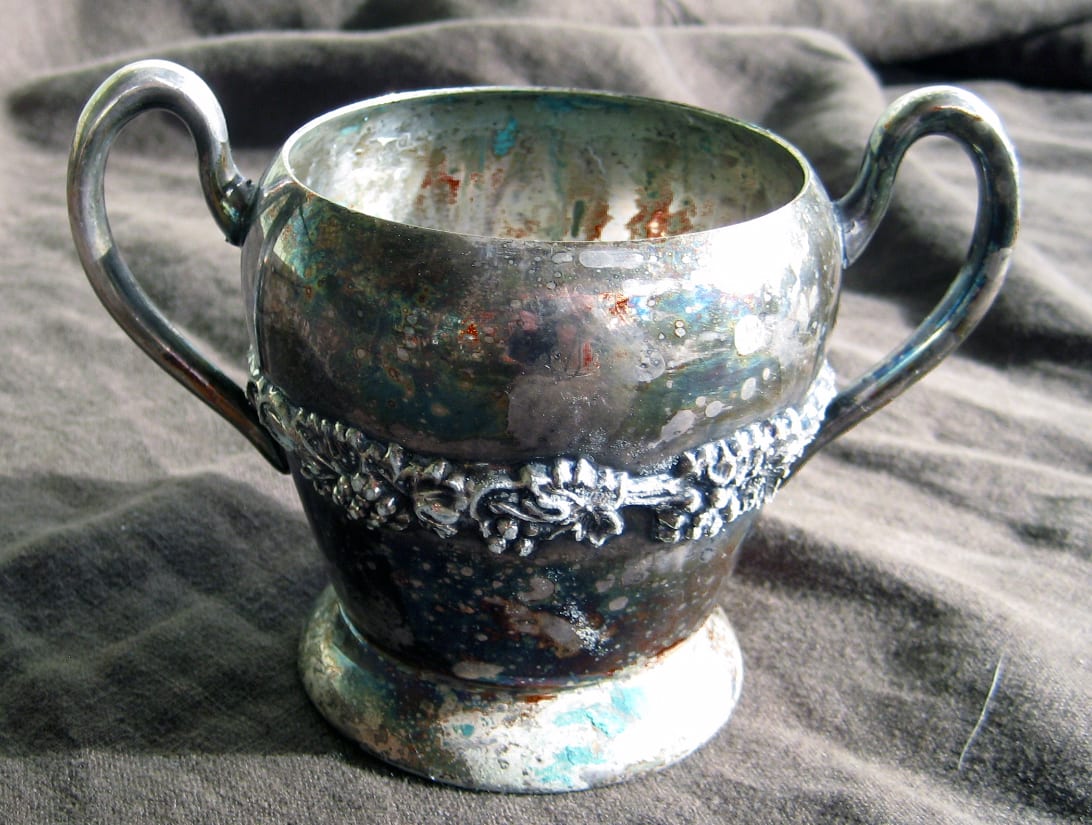 Collecting Vintage Sterling Silver and Silverplate Tableware - HobbyLark