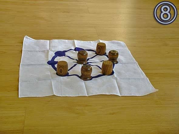 How to Play the Game of Rota (Roman Tic-Tac-Toe) - HobbyLark