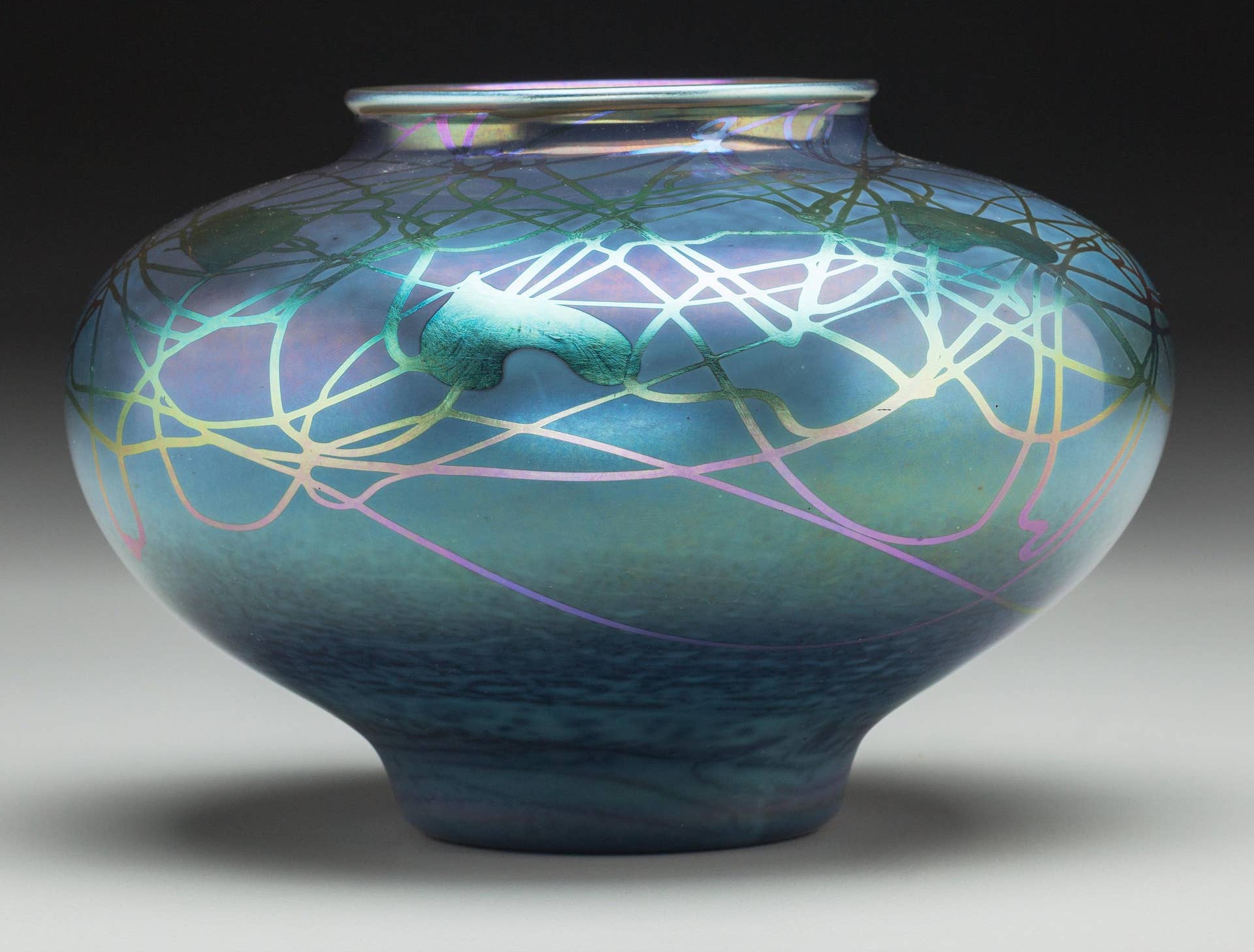 How to Authenticate Steuben Glass: Marks and Signatures - HobbyLark