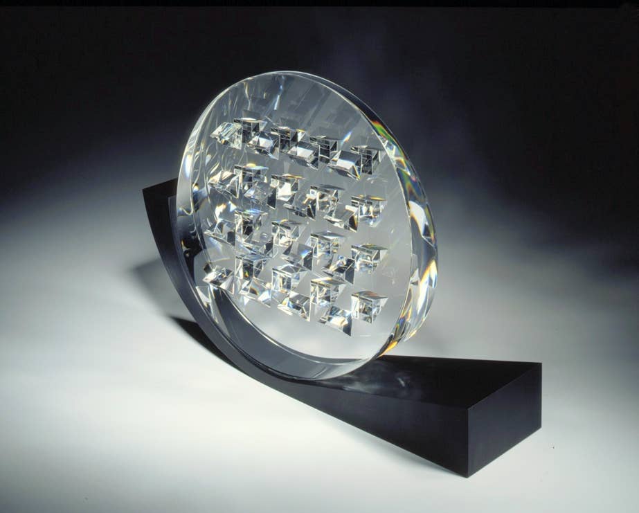 How to Authenticate Steuben Glass: Marks and Signatures - HobbyLark