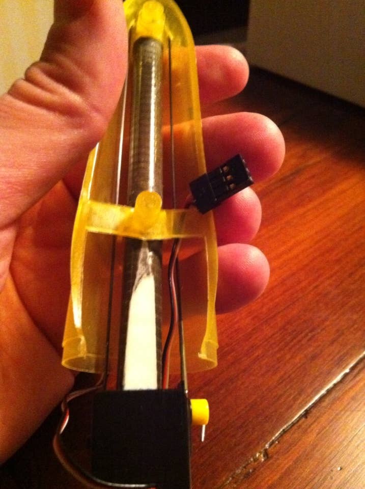 Vladimir's ELF DLG: How to Build a V-Tail Discus Launch Glider - HobbyLark