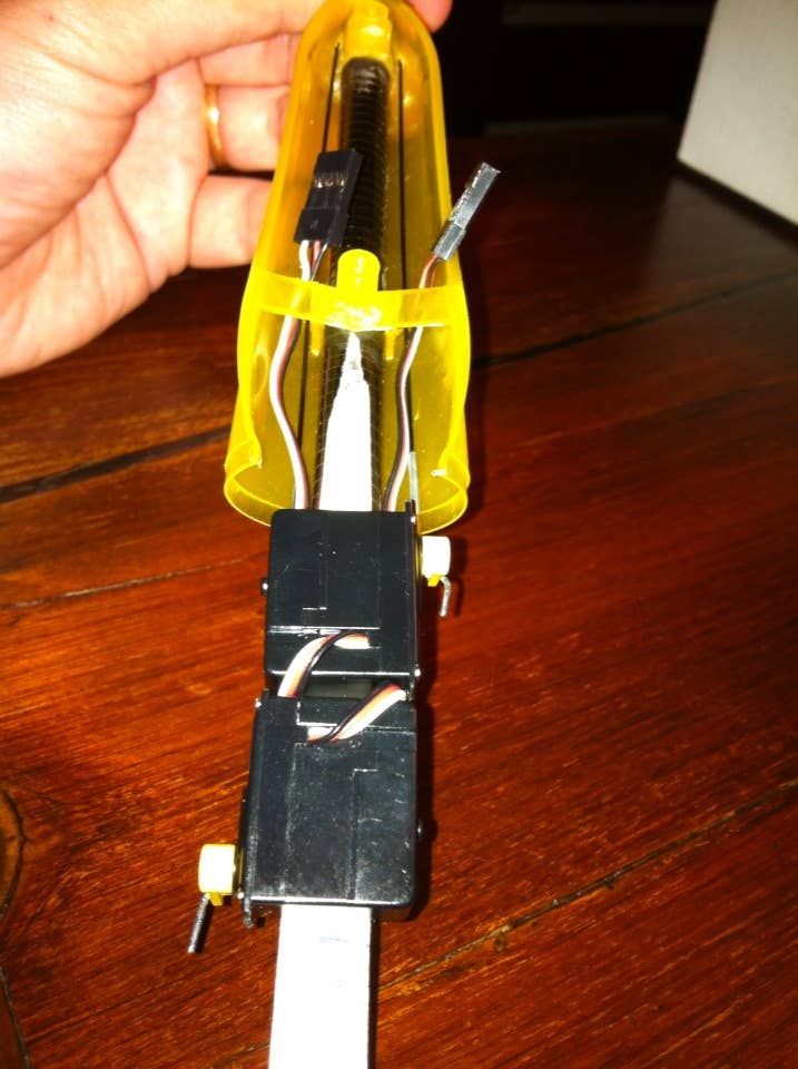 Vladimir's ELF DLG: How to Build a V-Tail Discus Launch Glider - HobbyLark