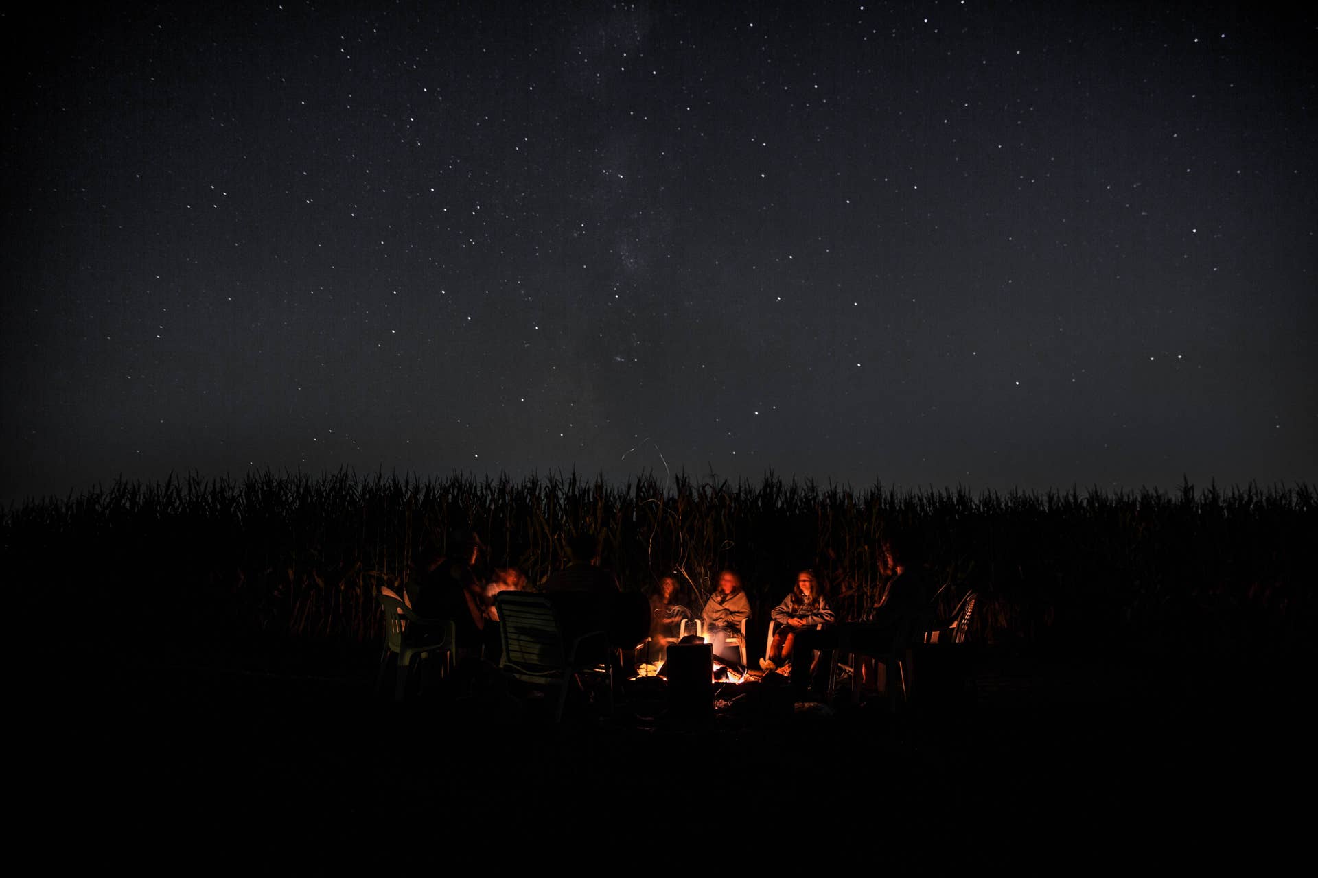 13 Fun and Scary Games to Play in the Dark - HobbyLark